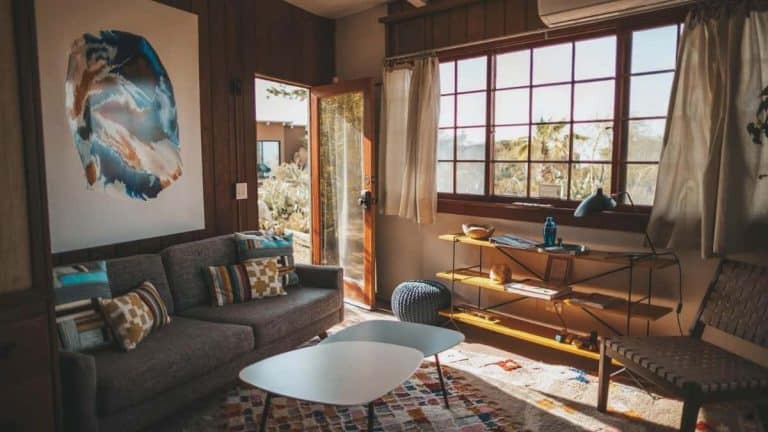 80+ Words & Verbs | Living Room Vocabulary in Spanish - Tell Me In Spanish