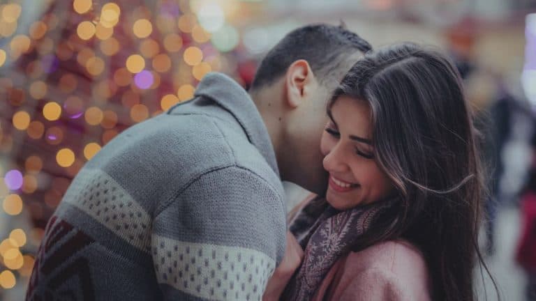 49 Pretty Compliments in Spanish for Her, Him, Food & More